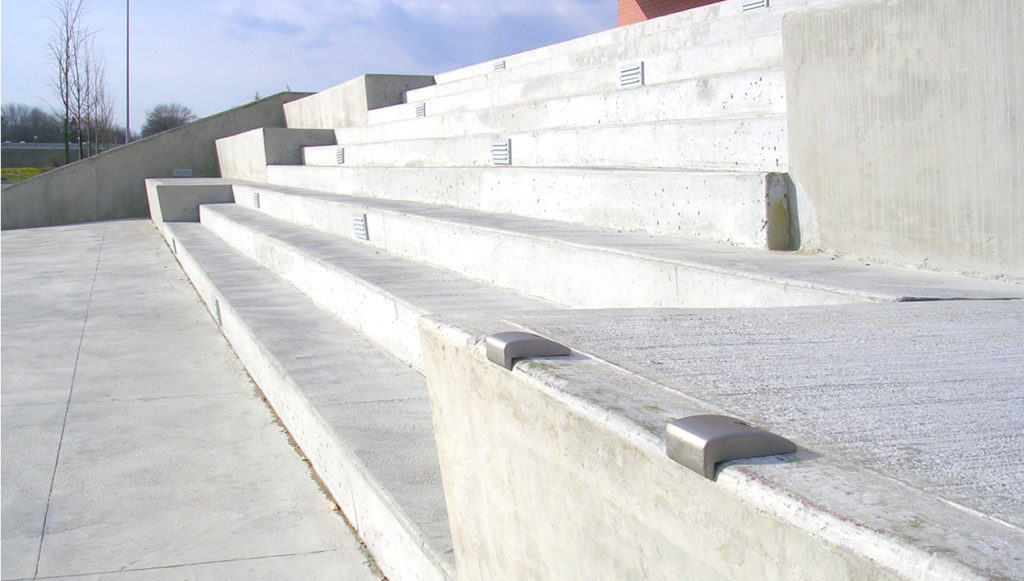 300 Skate Deterrent - Wall Mount - Maglin