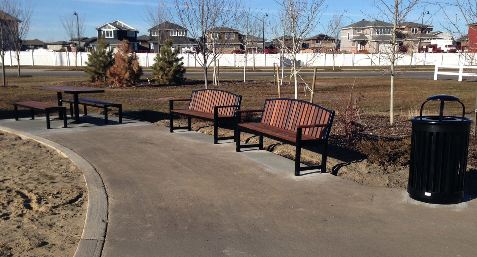 450 Backed Bench - Maglin